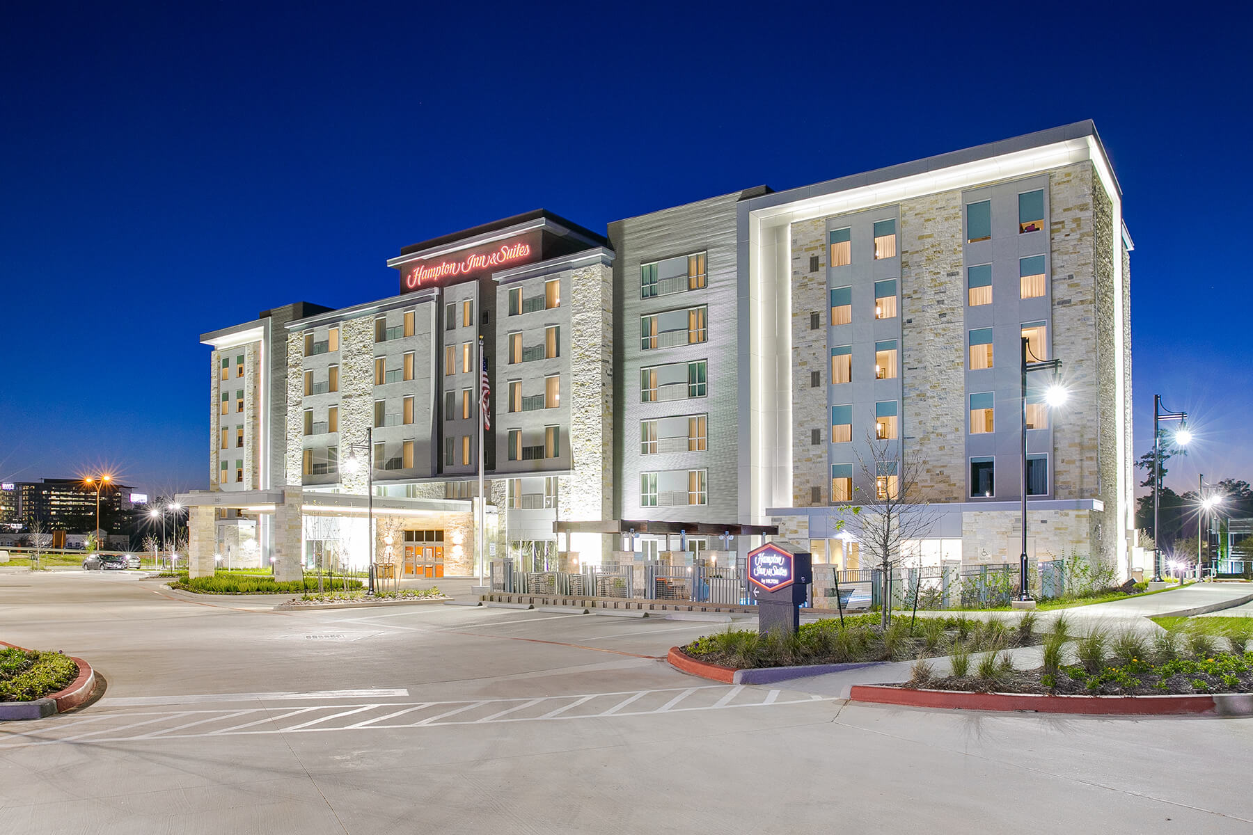 Hampton Inn & Suites | E.E. Reed