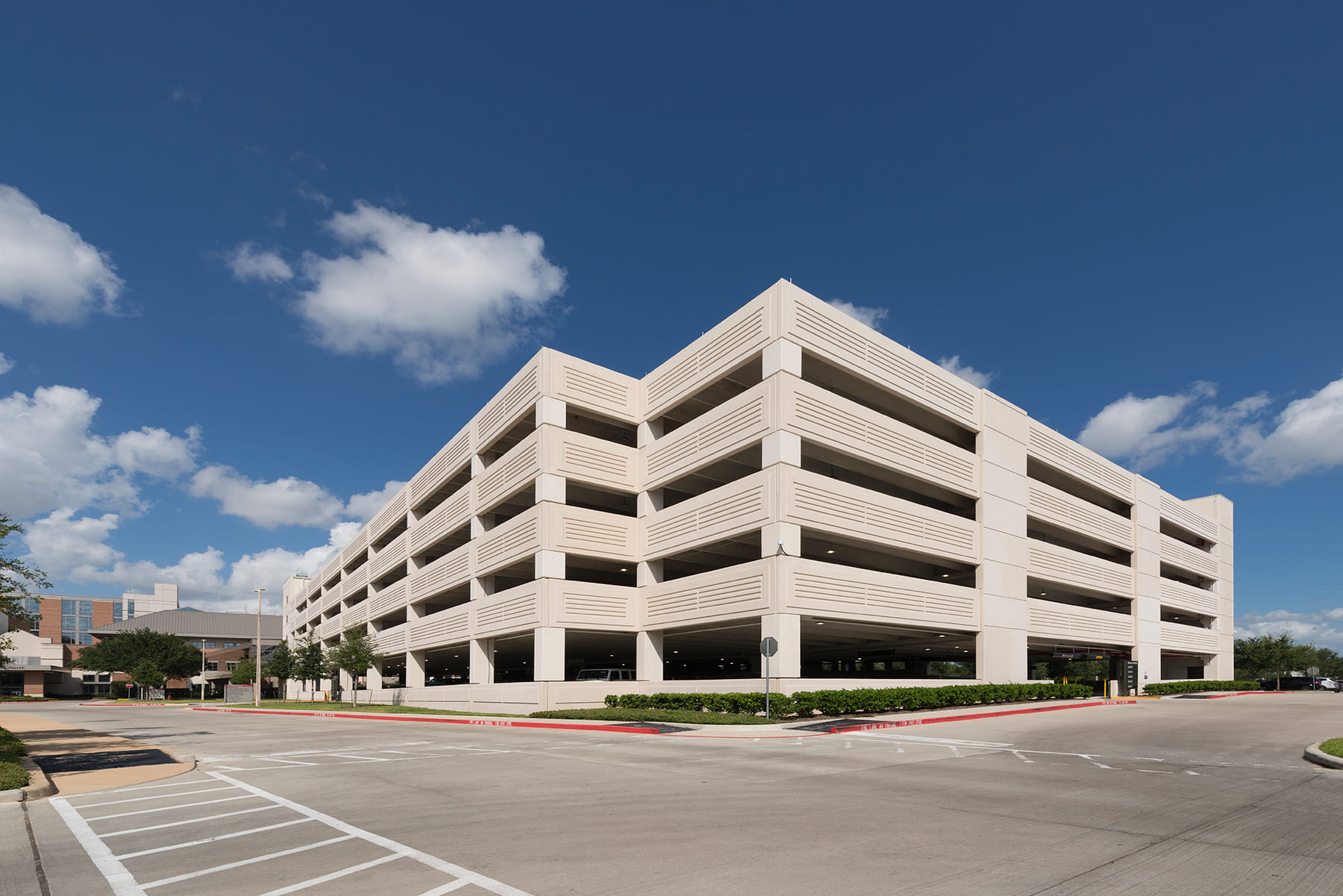 Methodist Sugar Land Garage | E.E. Reed